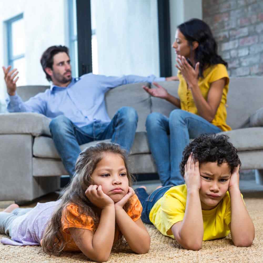 6 Tips to Navigate Dysfunctional Family Dynamics