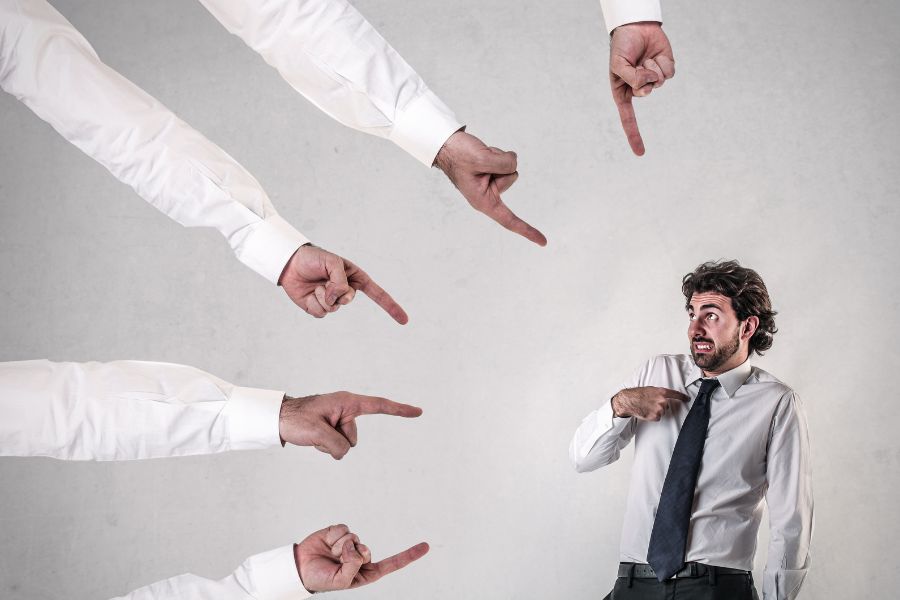 Coping with Judgmental Siblings – Uncover Counseling